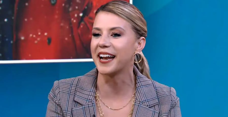 Jodie Sweetin, Paul Greene & More Join Christmas Con 2024