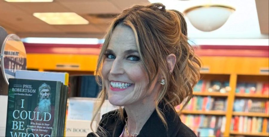 'Today' Savannah Guthrie Gets Replaced, Familiar Face Joins