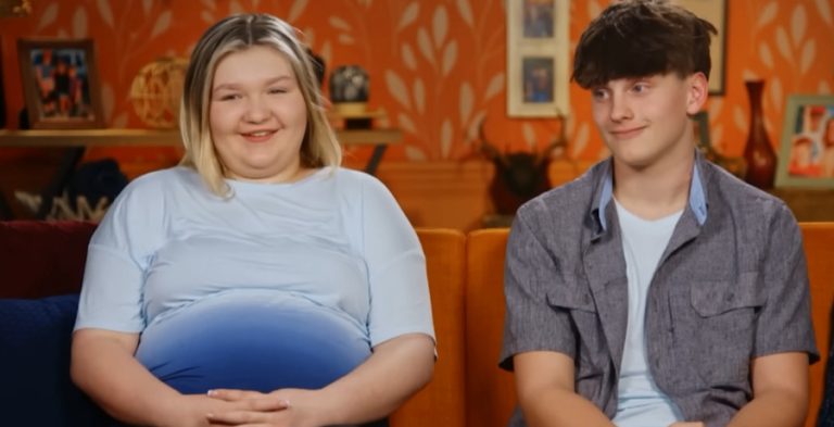 'Unexpected' Fans Call Out Editing Bella & Hunter's 'Plan B' Story